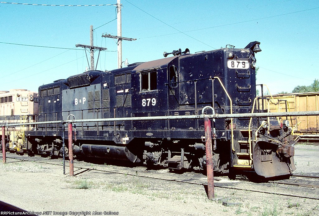 B&P GP-9 879